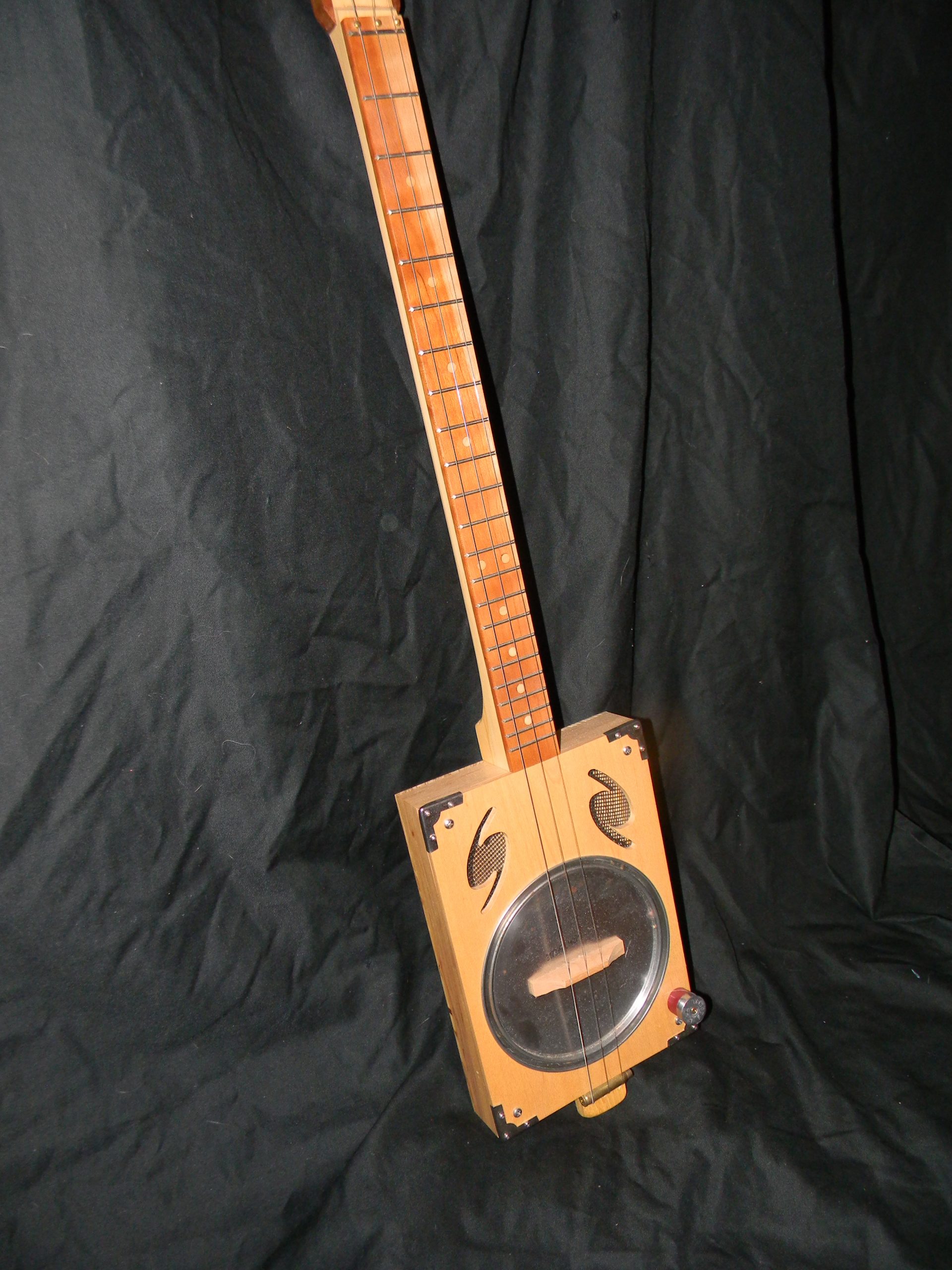 Gallery – Old Tyme Guitars